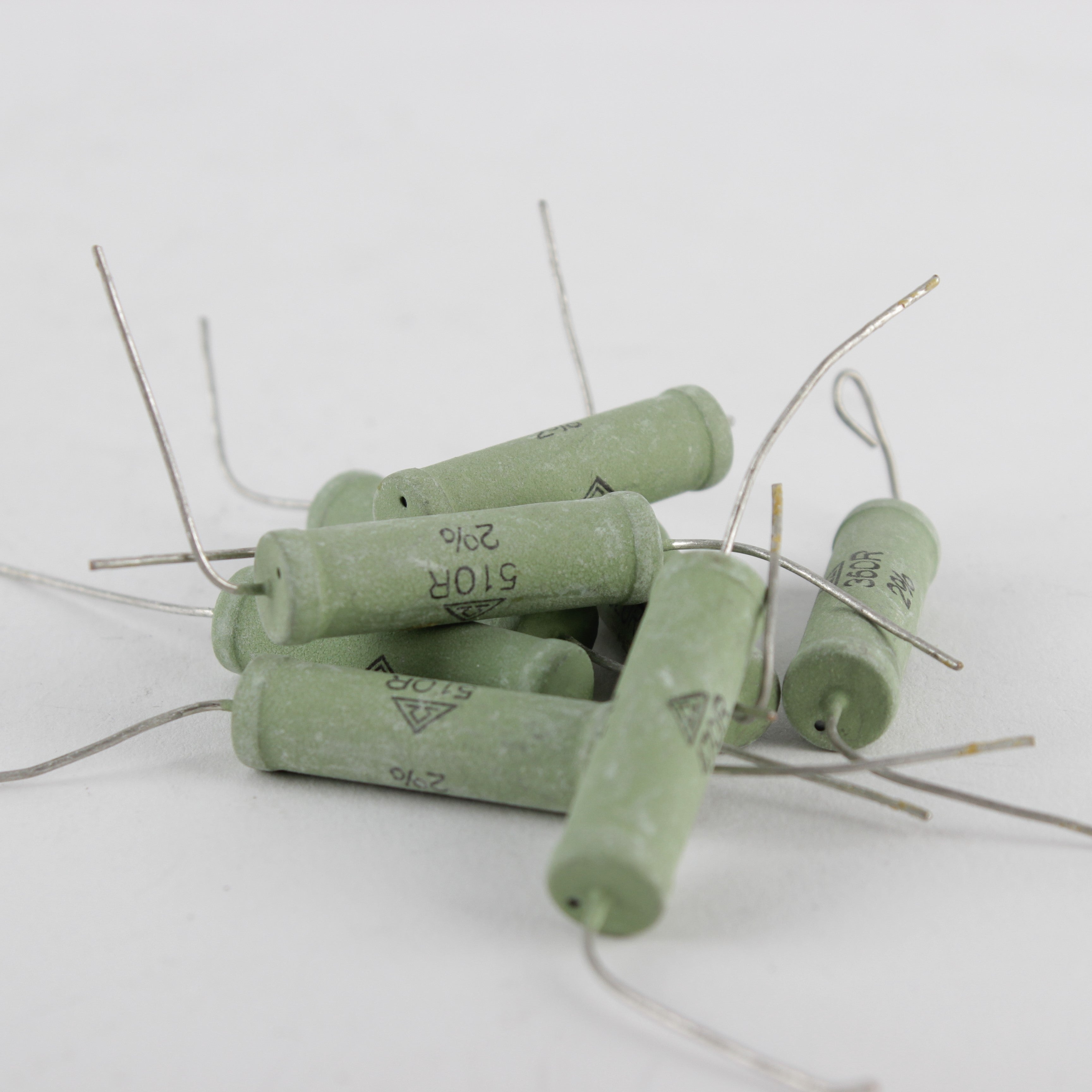 NOS 530R 5W Resist MF resistor, 4 pcs – MachMat B.V.